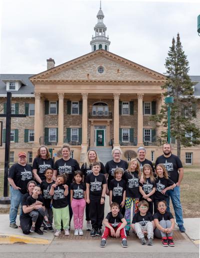 MSAD students put on 'Jumanji' with adapted script | Community ...