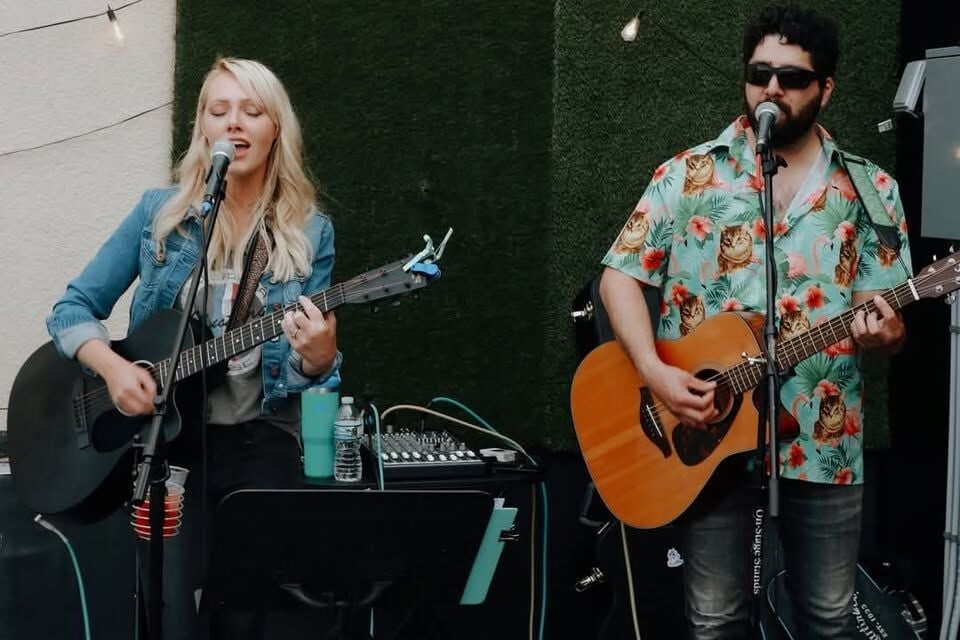 Angel Val Duo | Le Sueur County News | southernminn.com