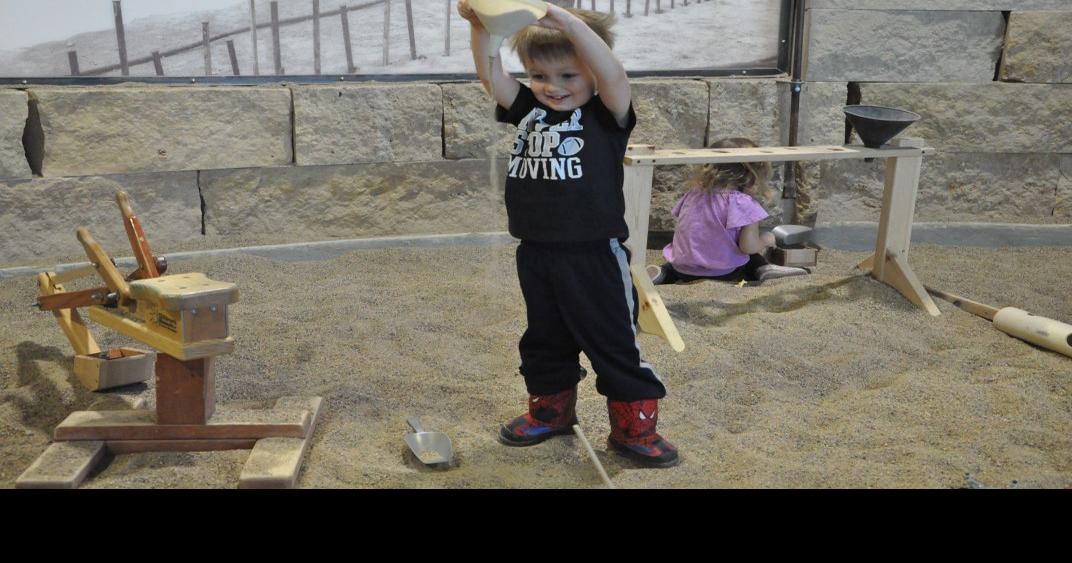 Gustavus students explore how children learn at Children’s Museum ...