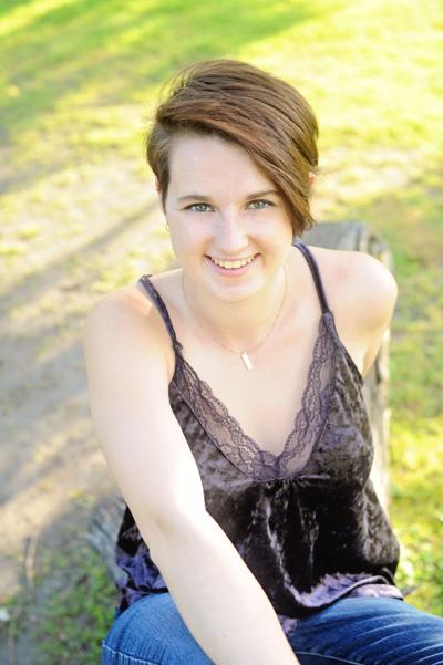 Madison Schulz | Virtual Graduations | southernminn.com