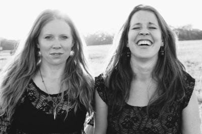 Musical duo The Ericksons settle into Minnesota River Valley home ...