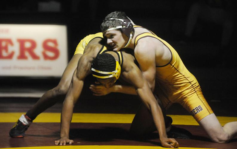 Wrestling: Northfield shines in spotlight dual | Sports | southernminn.com