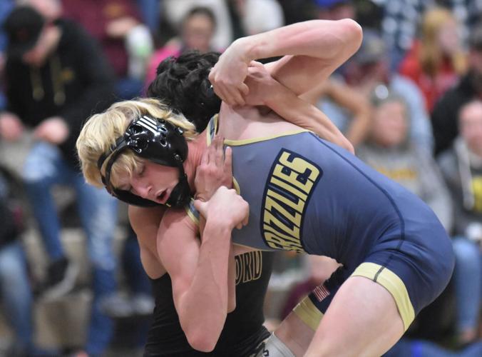 WINTER SPORTS GUIDE: WEM/JWP wrestling | Sports | southernminn.com