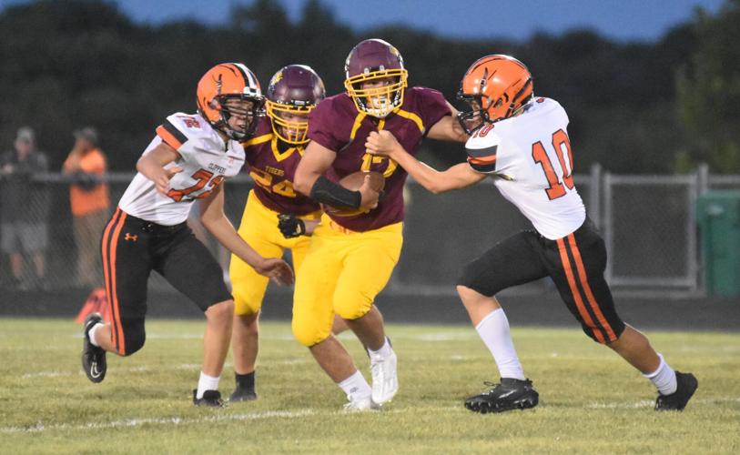 Medford’s 2nd half comeback falls short in season opener against ...