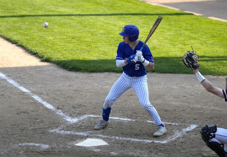 ‘I’M SWINGING:’ Huskies answer Northfield’s late rally with Beyer’s 2 ...