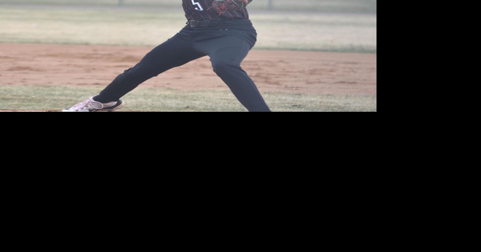 Panthers start season with loss to Giants after 5th and 7th inning woes ...