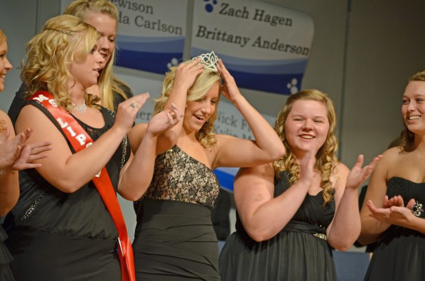 Callie Morton, Zach Hagen are Janesville-Waldorf Pemberton Homecoming ...