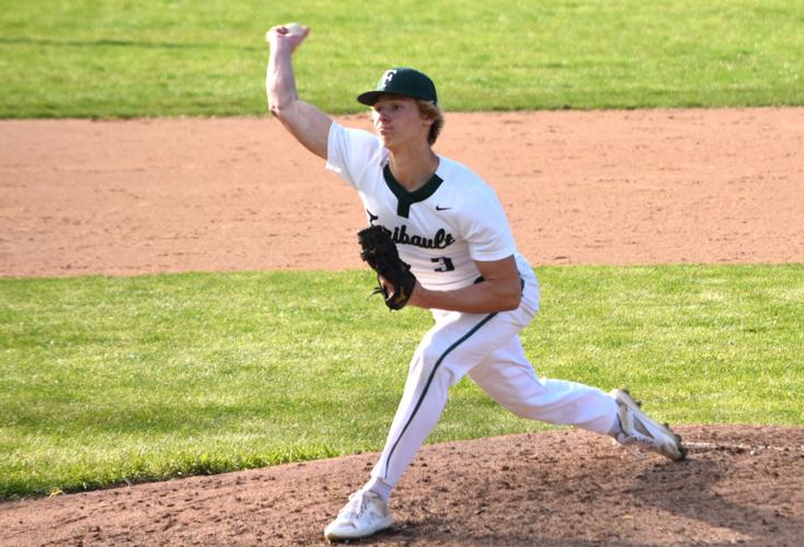 Falcons' fifth-inning rally to tie game isn't enough against Huskies ...