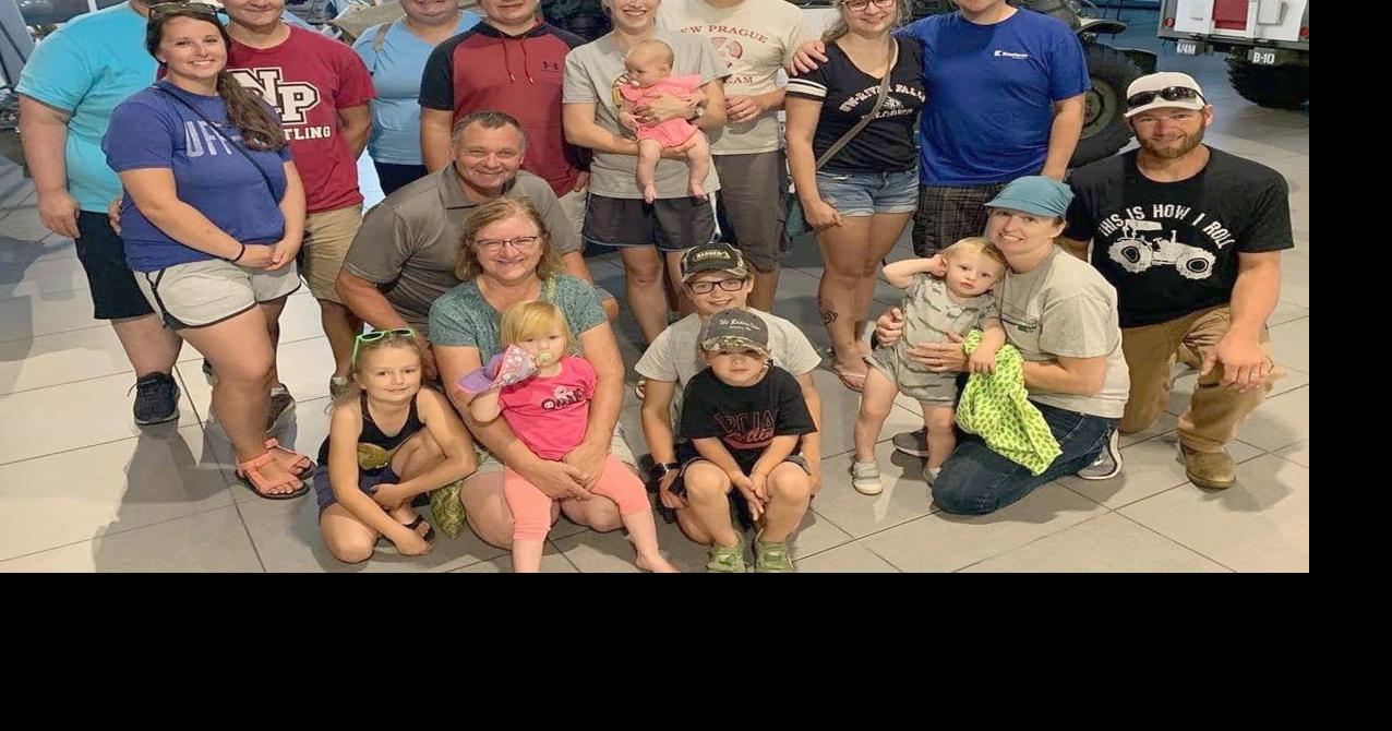 Simon clan recognized as KC Family of the Year | News | southernminn.com