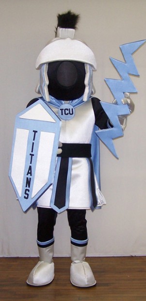 Tri-City United debuts new mascot | Local | southernminn.com