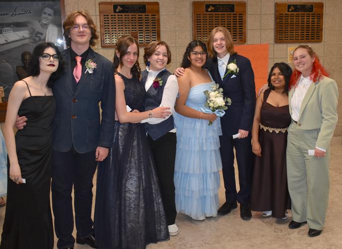 PHOTOS: Faribault High School prom grand march | News | southernminn.com