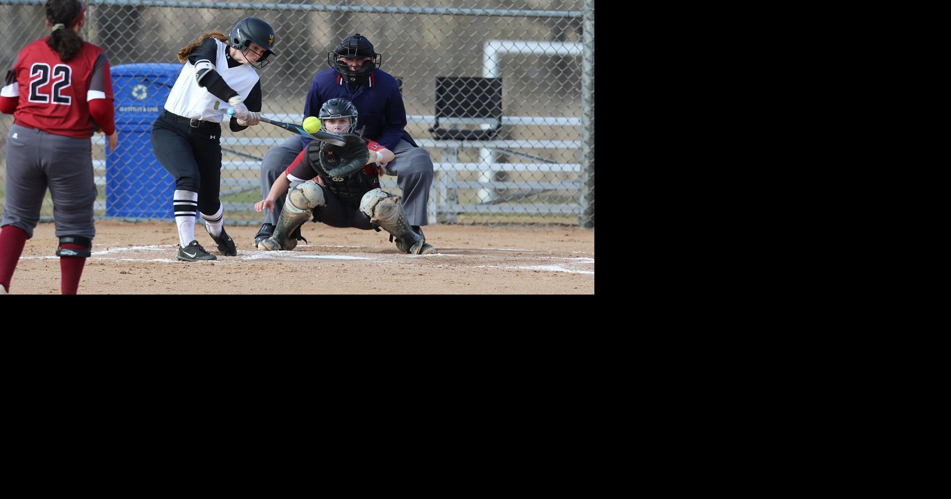 St. Olaf roundup: Softball sweeps Bethel to climb into 3rd place in ...