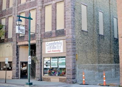 City starts legal process to repair 'hazardous' Cedar Street building ...