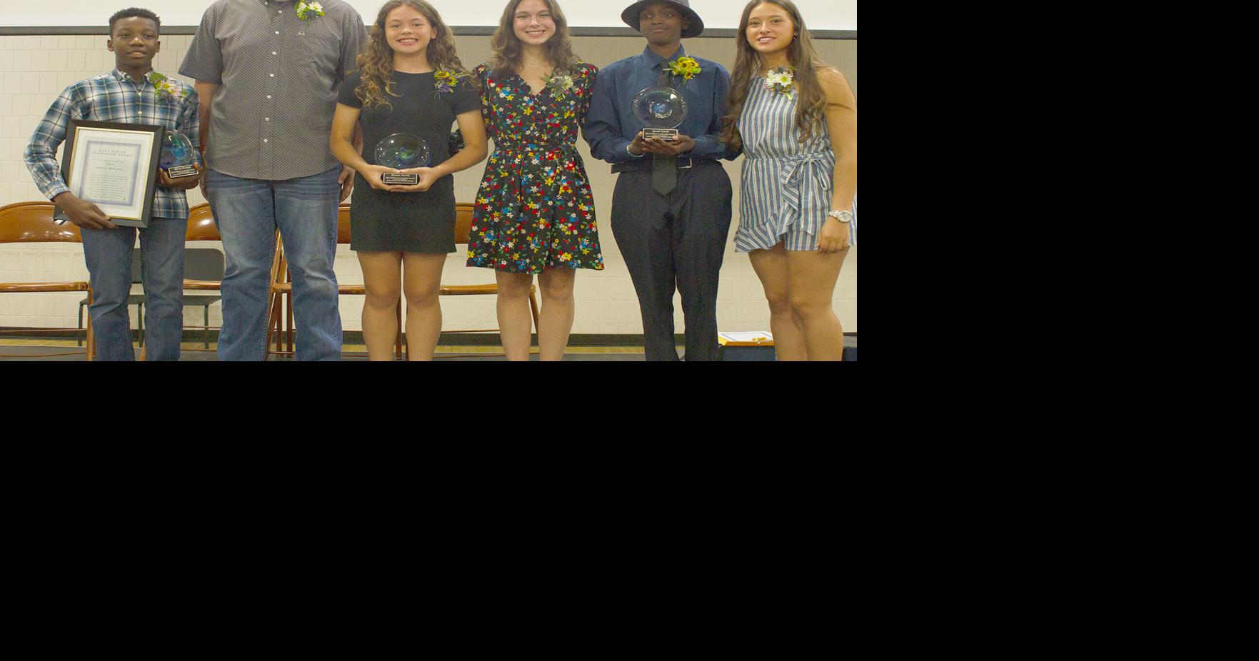 Owatonna Middle School awards three young leaders | News | southernminn.com