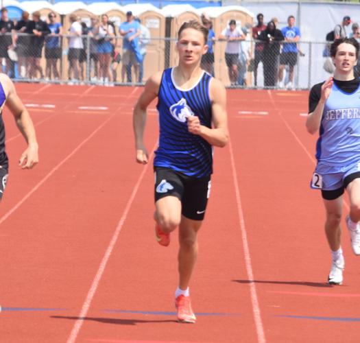 Huskies earn 2 podium spots and 4 finals qualifiers on 1st day of Class ...