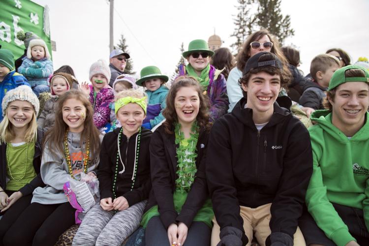 Le Center's Minnesota Ave. greets St. Patrick's parade | News ...