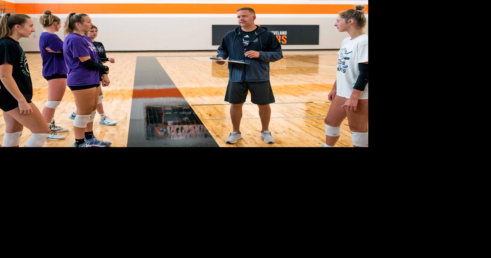 New head volleyball coach Dave Nixon Is a familiar face to many ...
