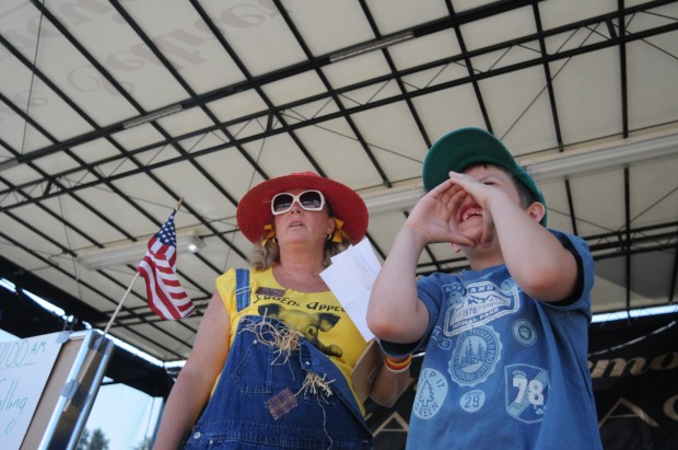 Hog callers compete at Rice County Fair | Local | southernminn.com