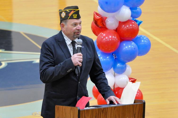 Le Center celebrates Veterans Day | News | southernminn.com