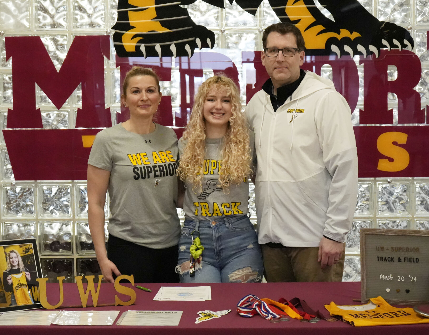 Medford’s Miller signs with UW-Superior ahead of senior track and field ...