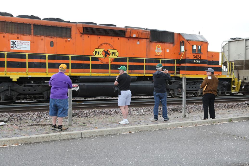Train enthusiasts tour Southern Minnesota railroads in historical ...