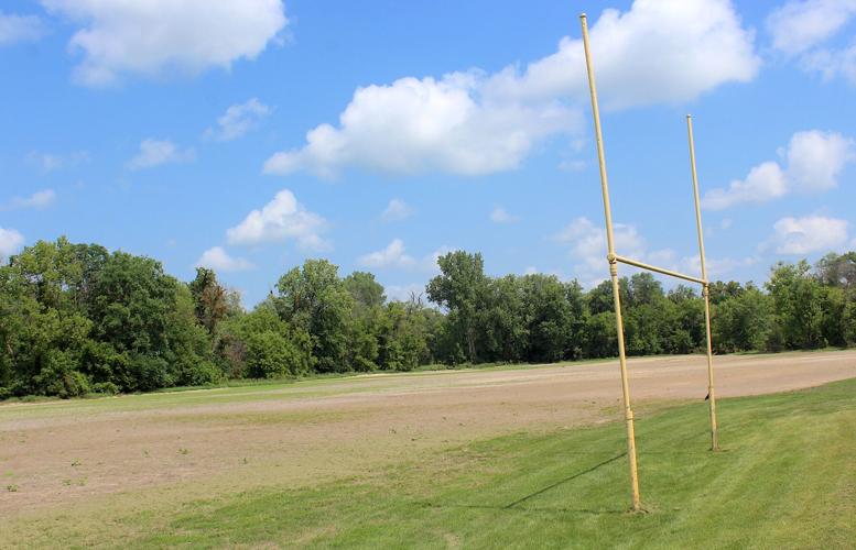 Carleton community comes together to deal with flooding at Laird ...