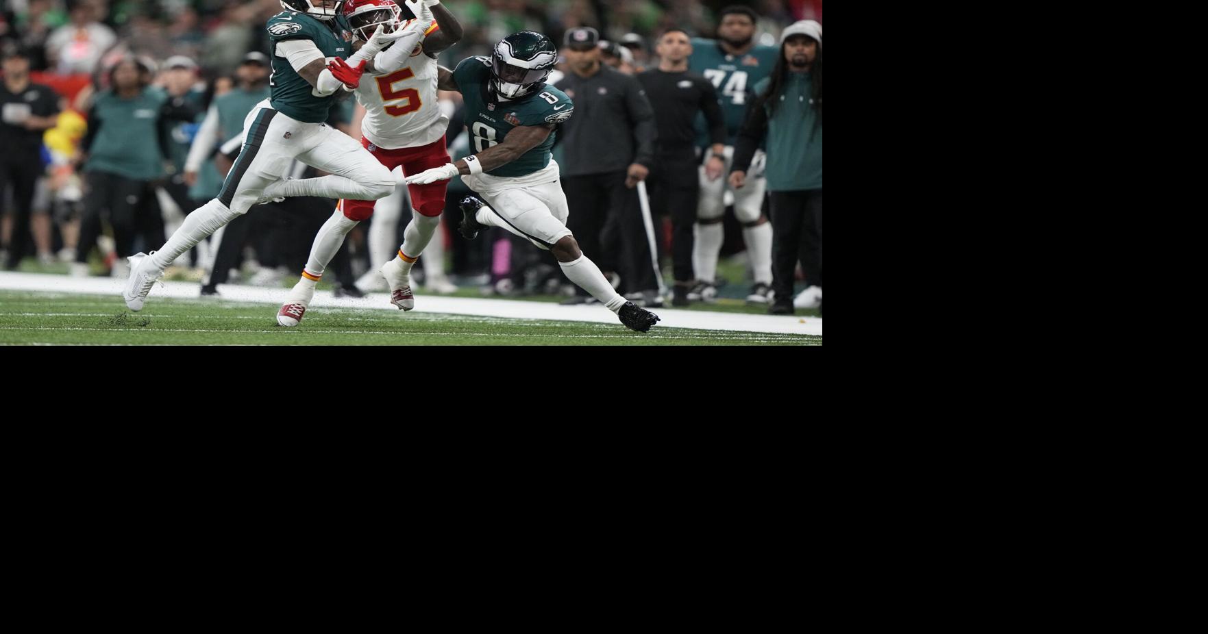 Vikings agree to deals with C Ryan Kelly, CB Isaiah Rodgers and bring ...