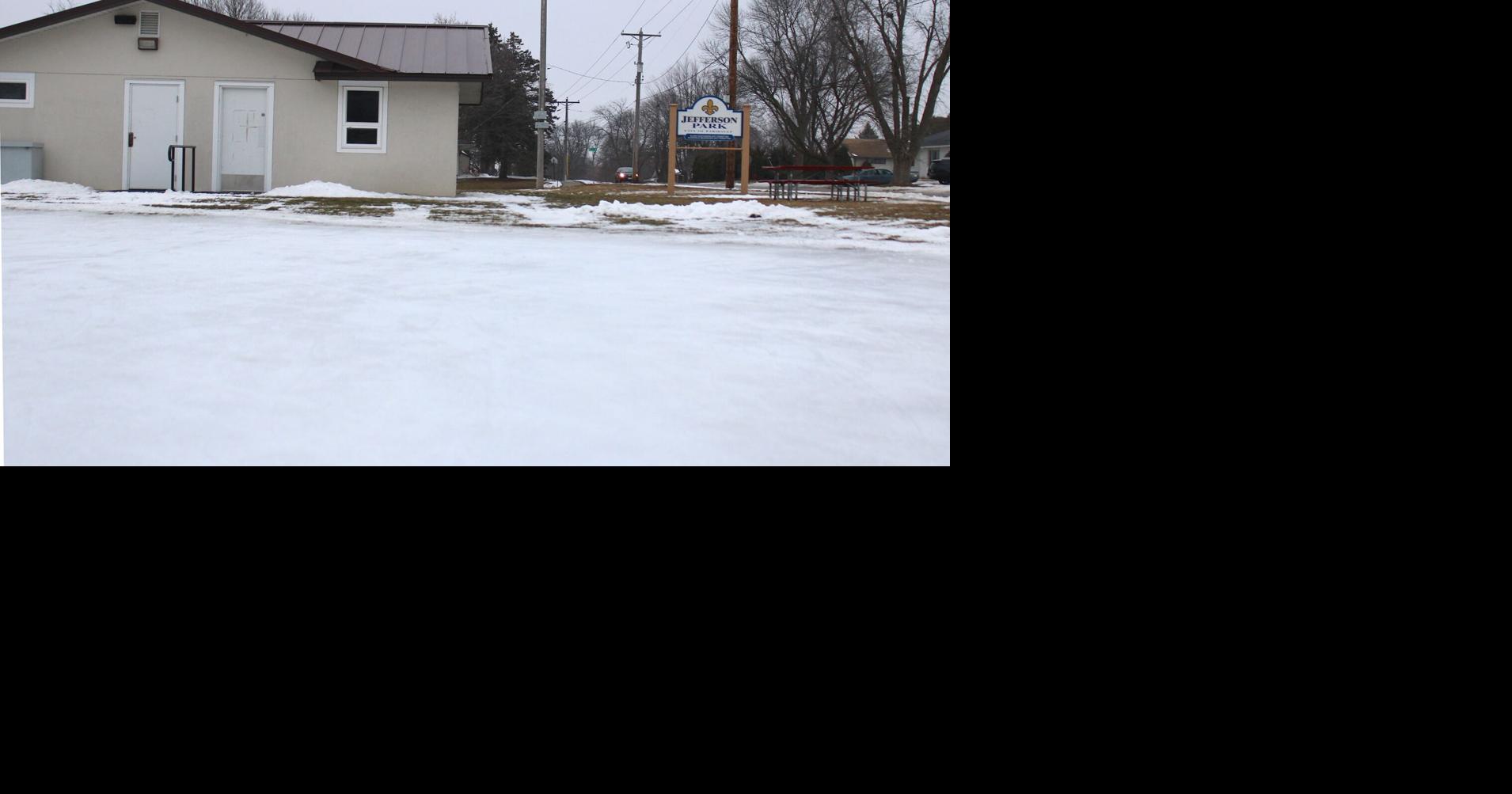 Jefferson ice rink closes after one week | News | southernminn.com