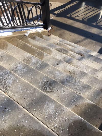 Winter is finally here: Apply de-icing salt correctly to protect our ...