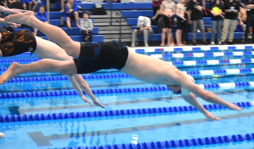 Huskies close out season at Section 1AA meet | Sports | southernminn.com