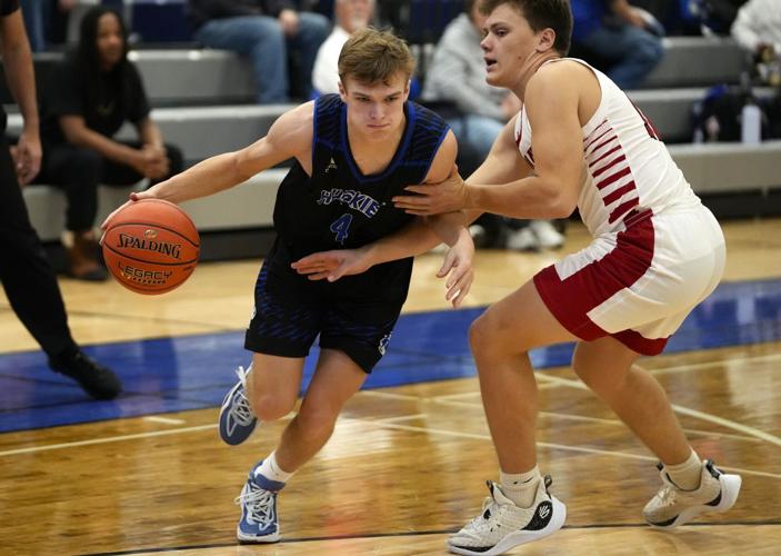 Huskies home opener spoiled by Mankato West buzzer beater | Sports ...