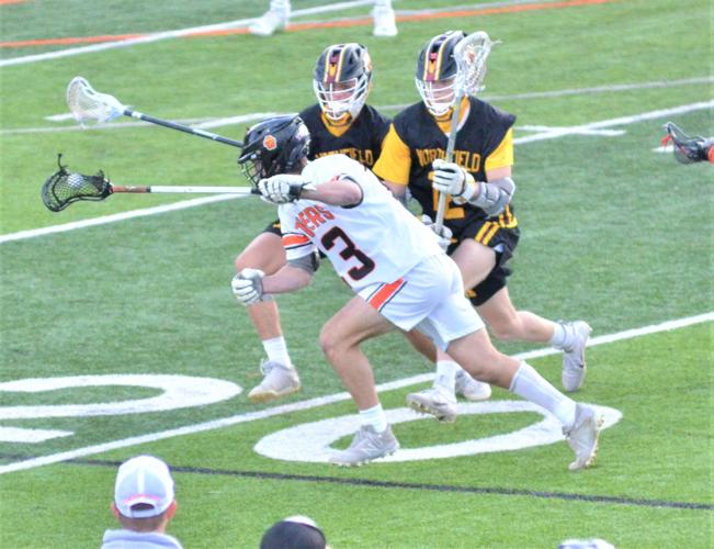 Farmington finishes strong to prevent Raiders getting No. 1 seed ...