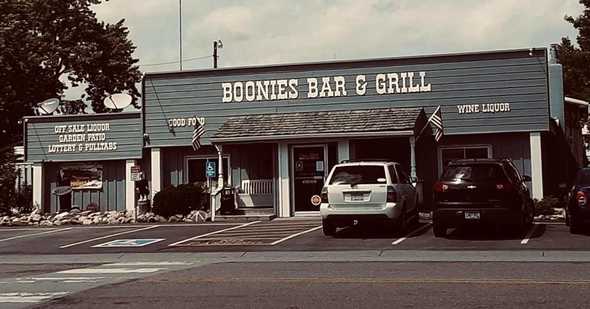 SCENE - SoMinn Food and Drink: Boonies Bar & Grill provides classic ...
