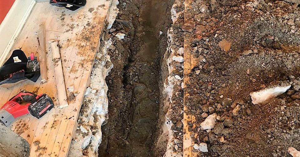 Downtown residents, Hideaway affected by sewer pipe collapse | Business ...