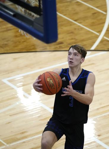 Huskies home opener spoiled by Mankato West buzzer beater | Sports ...