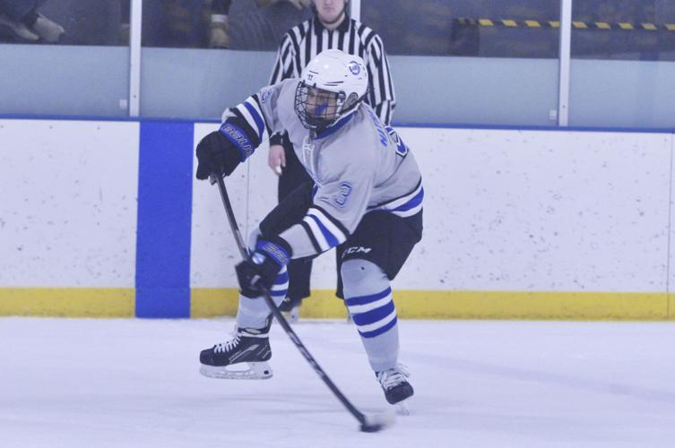 Bulldogs cruise to conference victory over WIndom | Sports ...