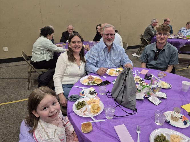 Waseca Ministerial Association feeds over 100 with free Easter dinner ...