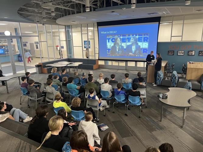 DECA officers present to OMS students | Community | southernminn.com