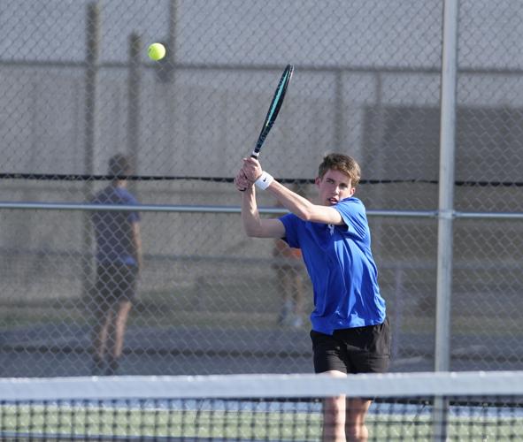 Owatonna boys tennis sweeps Farmington | Sports | southernminn.com