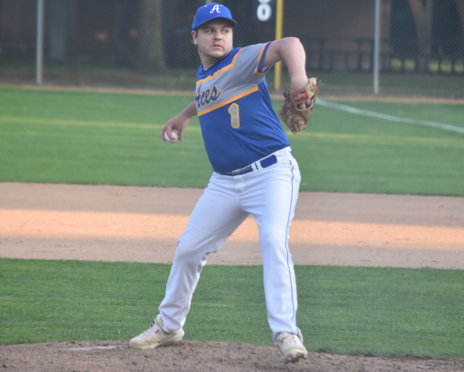 Aces split last 2 home games to close out regular season | Sports ...