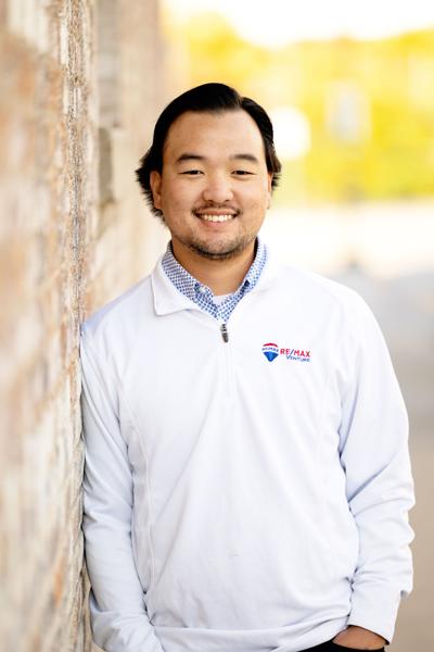 Benjamin Gillard Joins RE/MAX Venture | Community | southernminn.com