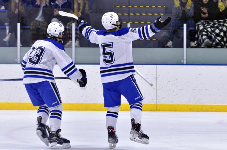 Bulldogs blow past Fairmont to open season with 14-0 victory | Sports ...