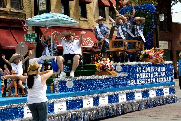 GALLERY: Parade marches on to entertain Northfield | News ...