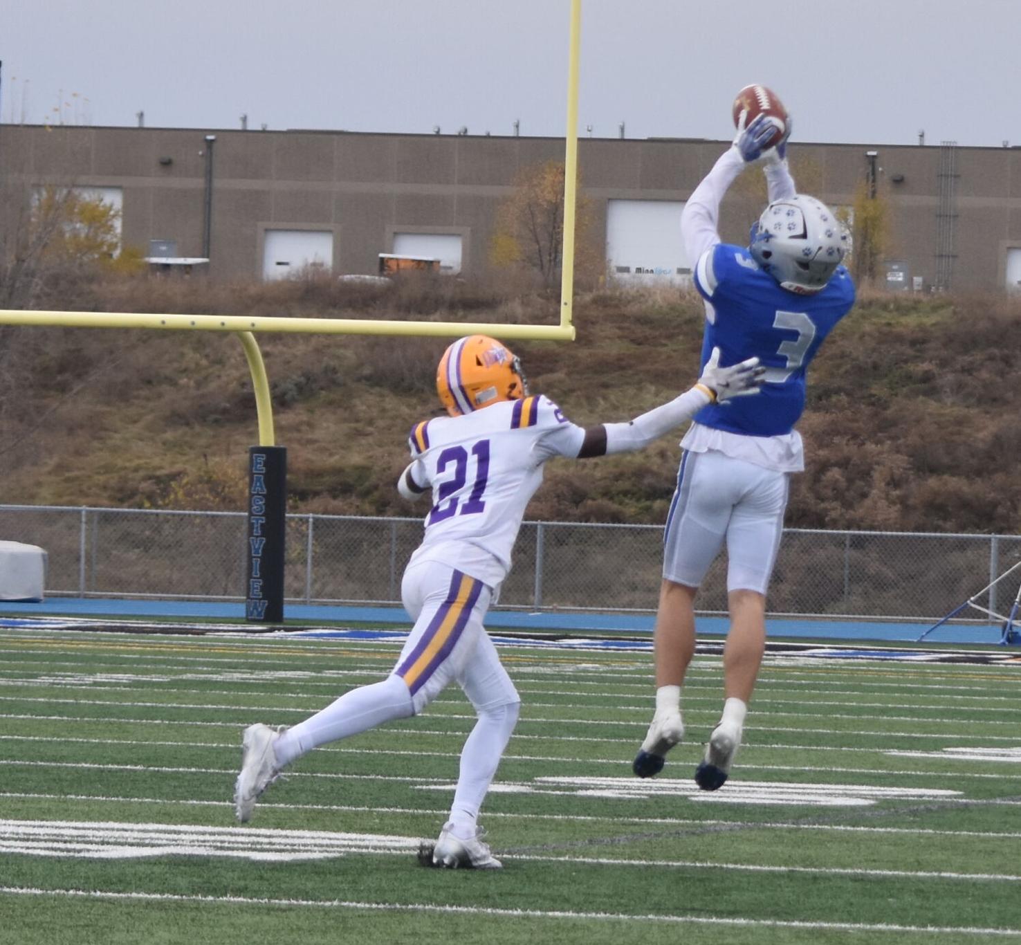 Huskies win in overtime thriller against Raiders to advance to state ...