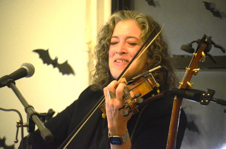 Waseca Art Center hosts Halloween fundraiser | News | southernminn.com