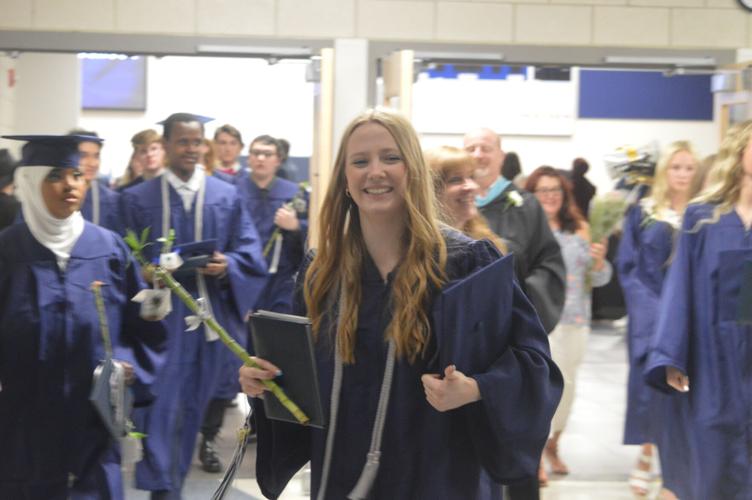 St. Peter class of 2022 enters new chapter after graduation | News ...