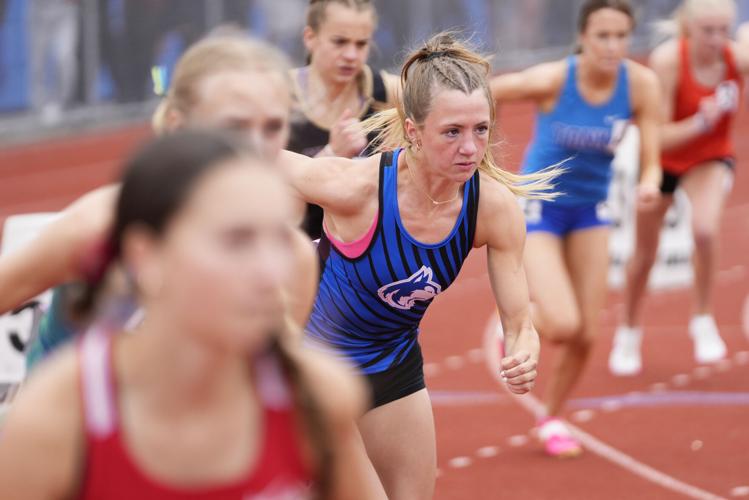 Huskies earn 4 finals qualifiers after 1st day of Class AAA state track ...