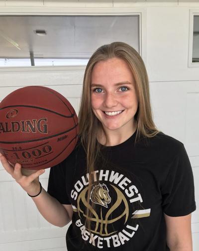 Sarah Conlon | Virtual Graduations | southernminn.com