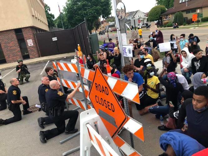 10-hour protest ends with moment of unity | News | southernminn.com