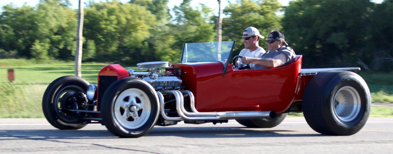 PHOTOS: Lonsdale Community Day Car Cruise features decades of vehicular ...